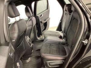 Black Ford Kuga 2022 in Vilnius, with an engine capacity of 2.49 L and mileage of 130 thousand km for 20777 €, photo 11 on AUTOMOTO.COM.LV