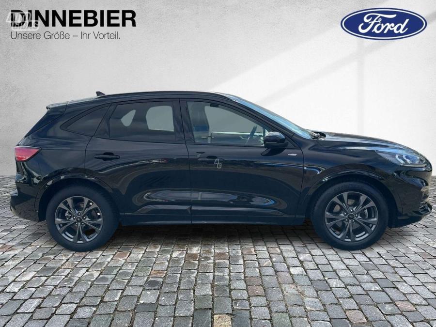 Black Ford Kuga 2023 in Kaunas, with an engine capacity of 1.50 L and mileage of 17 thousand km for 25353 €, photo 7 on AUTOMOTO.COM.LV