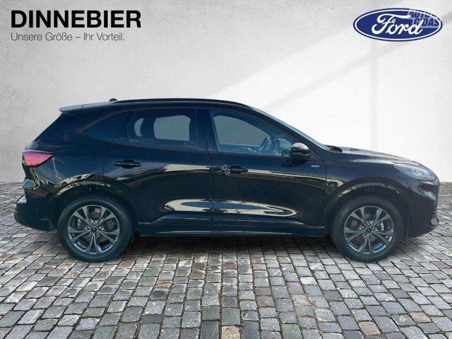 Black Ford Kuga 2023 in Kaunas, with an engine capacity of 2.50 L and mileage of 25 thousand km for 31636 €, photo 7 on AUTOMOTO.COM.LV