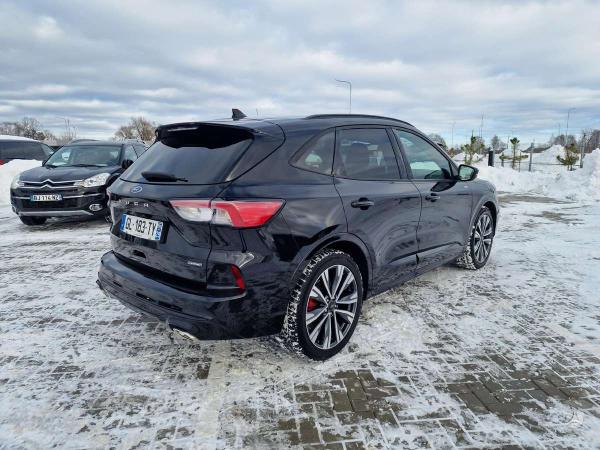 Black Ford Kuga 2023 in Taurage, with an engine capacity of 2.50 L and mileage of 170 thousand km for 14990 €, photo 3 on AUTOMOTO.COM.LV