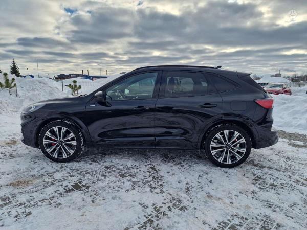 Black Ford Kuga 2023 in Taurage, with an engine capacity of 2.50 L and mileage of 170 thousand km for 14990 €, photo 6 on AUTOMOTO.COM.LV