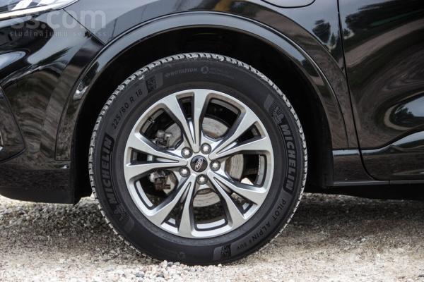 Melns Ford Kuga 2023 Tukums, ar dzinēja tilpumu 2.50 L un nobraukumu 198 tūkst. km par 16500 €, foto 7 vietnē AUTOMOTO.COM.LV
