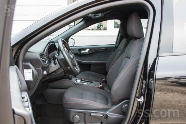 Melns Ford Kuga 2023 Tukums, ar dzinēja tilpumu 2.50 L un nobraukumu 198 tūkst. km par 16500 €, foto 10 vietnē AUTOMOTO.COM.LV
