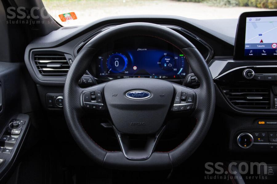 Black Ford Kuga 2023 in Tukums, with an engine capacity of 2.50 L and mileage of 198 thousand km for 16500 €, photo 17 on AUTOMOTO.COM.LV