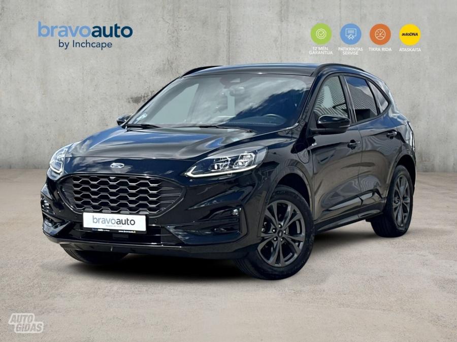 Black Ford Kuga 2023 in Kaunas, with an engine capacity of 2.50 L and mileage of 33 thousand km for 27471 €, photo 1 on AUTOMOTO.COM.LV