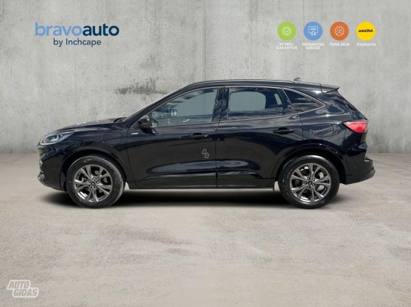 Black Ford Kuga 2023 in Kaunas, with an engine capacity of 2.50 L and mileage of 33 thousand km for 27471 €, photo 2 on AUTOMOTO.COM.LV