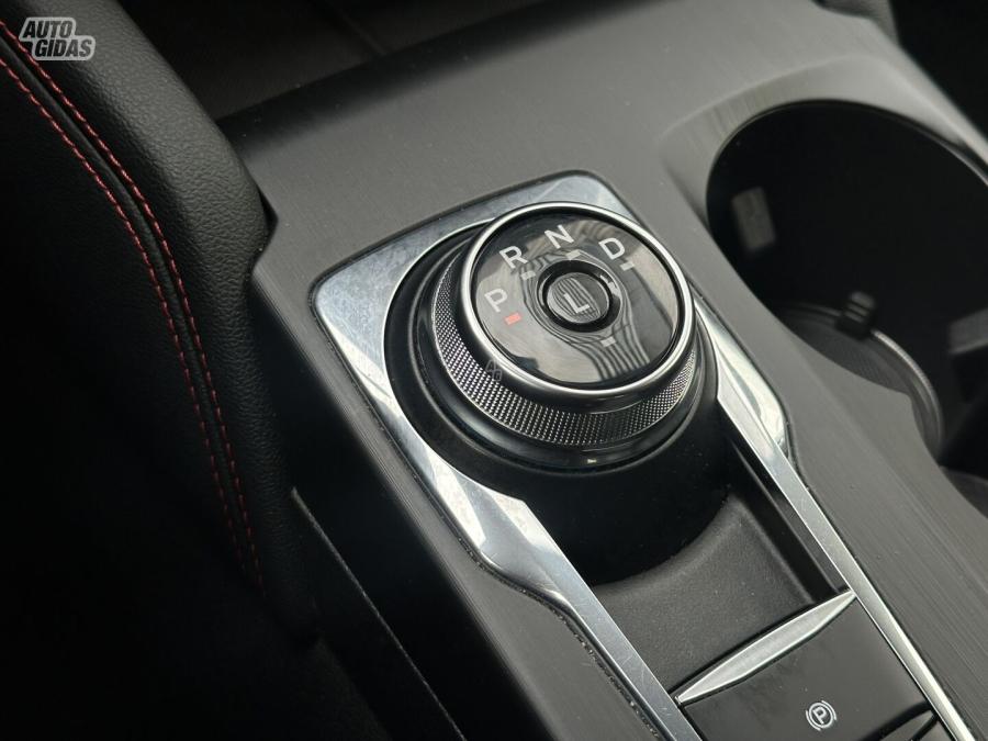 Black Ford Kuga 2023 in Kaunas, with an engine capacity of 2.50 L and mileage of 33 thousand km for 27471 €, photo 32 on AUTOMOTO.COM.LV