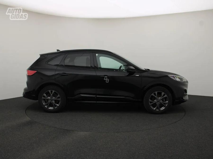 Melns Ford Kuga 2023 Viļņa, ar dzinēja tilpumu 2.50 L un nobraukumu 132 tūkst. km par 22599 €, foto 10 vietnē AUTOMOTO.COM.LV