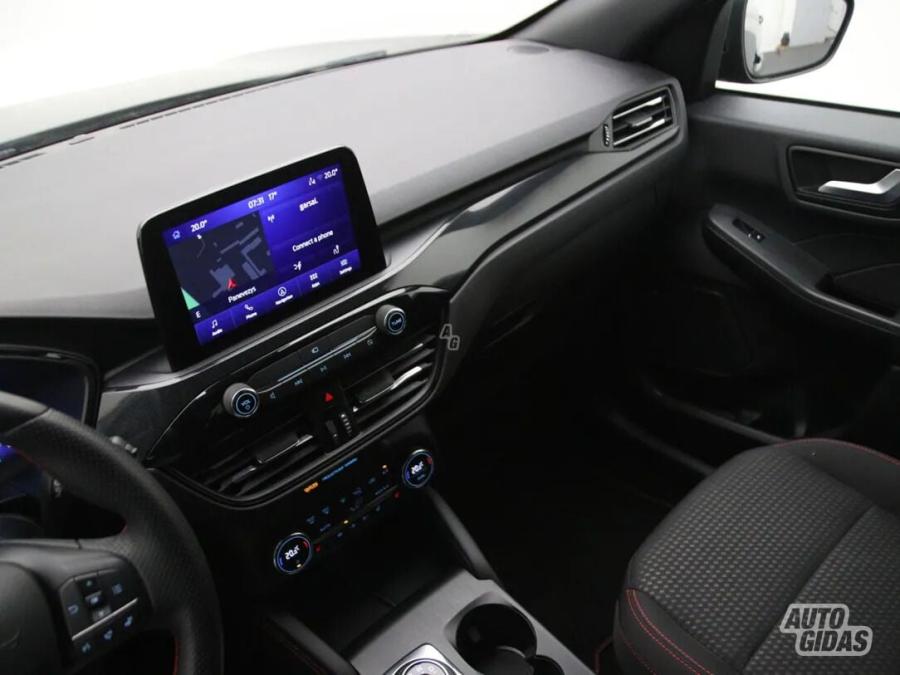 Melns Ford Kuga 2023 Viļņa, ar dzinēja tilpumu 2.50 L un nobraukumu 132 tūkst. km par 22599 €, foto 22 vietnē AUTOMOTO.COM.LV