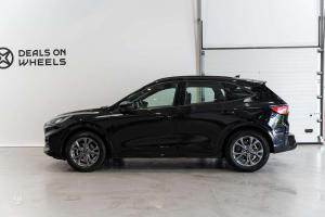 Black Ford Kuga 2023 in Vilnius, with an engine capacity of 2.49 L and mileage of 88 thousand km for 22700 €, photo 5 on AUTOMOTO.COM.LV