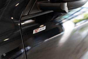 Black Ford Kuga 2023 in Vilnius, with an engine capacity of 2.49 L and mileage of 88 thousand km for 22700 €, photo 8 on AUTOMOTO.COM.LV