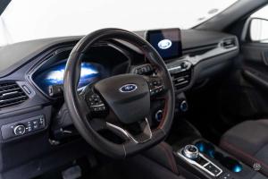 Black Ford Kuga 2023 in Vilnius, with an engine capacity of 2.49 L and mileage of 88 thousand km for 22700 €, photo 10 on AUTOMOTO.COM.LV