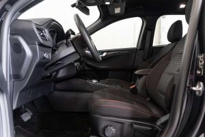 Black Ford Kuga 2023 in Vilnius, with an engine capacity of 2.49 L and mileage of 88 thousand km for 22700 €, photo 11 on AUTOMOTO.COM.LV