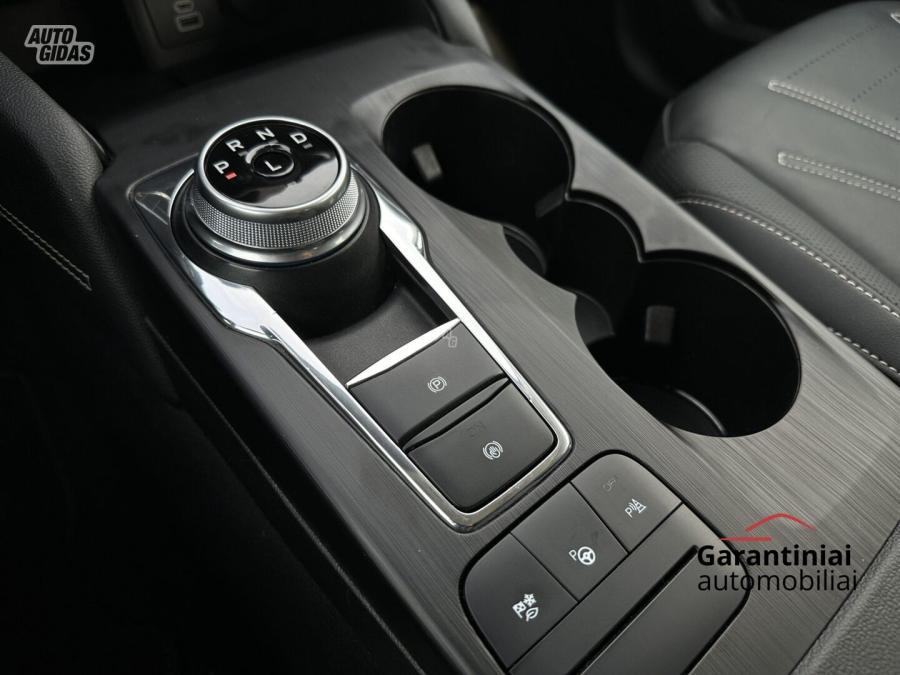 Black Ford Kuga 2023 in Avizieniai, with an engine capacity of 2.50 L and mileage of 138 thousand km for 21950 €, photo 20 on AUTOMOTO.COM.LV