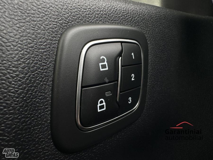 Black Ford Kuga 2023 in Avizieniai, with an engine capacity of 2.50 L and mileage of 138 thousand km for 21950 €, photo 22 on AUTOMOTO.COM.LV