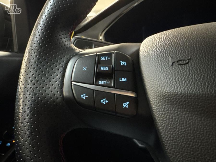 Black Ford Kuga 2023 in Vilnius, with an engine capacity of 2.50 L and mileage of 38 thousand km for 24850 €, photo 21 on AUTOMOTO.COM.LV