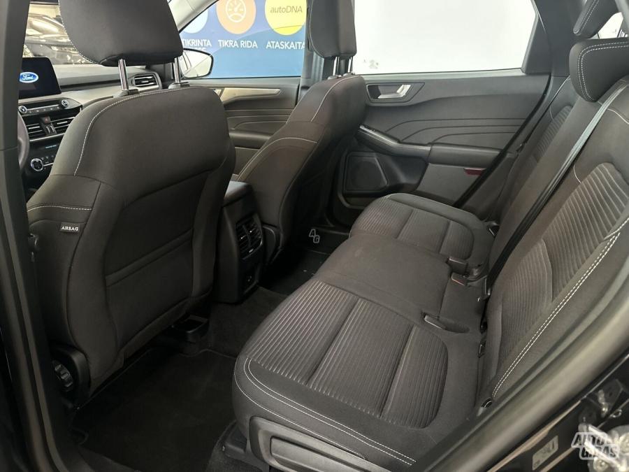 Black Ford Kuga 2023 in Vilnius, with an engine capacity of 1.50 L and mileage of 30 thousand km for 18990 €, photo 11 on AUTOMOTO.COM.LV