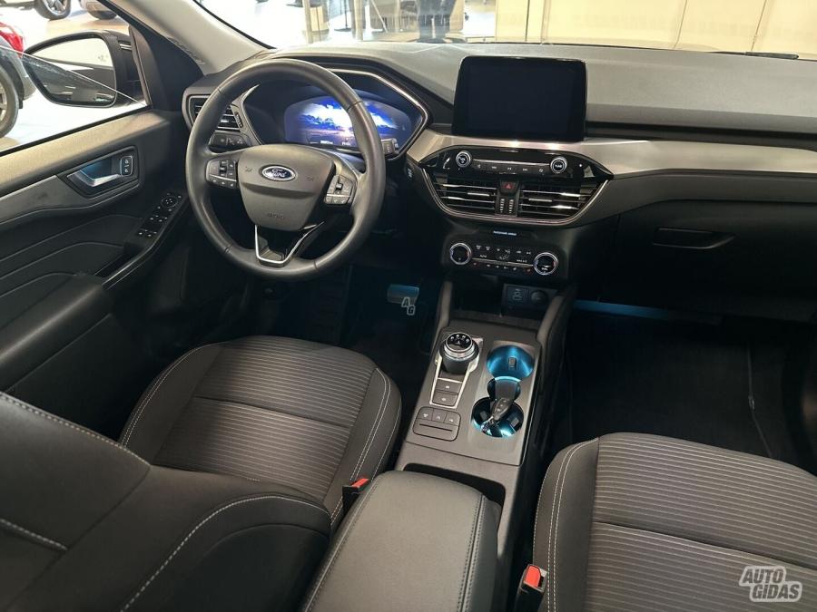 Black Ford Kuga 2023 in Vilnius, with an engine capacity of 1.50 L and mileage of 30 thousand km for 18990 €, photo 12 on AUTOMOTO.COM.LV