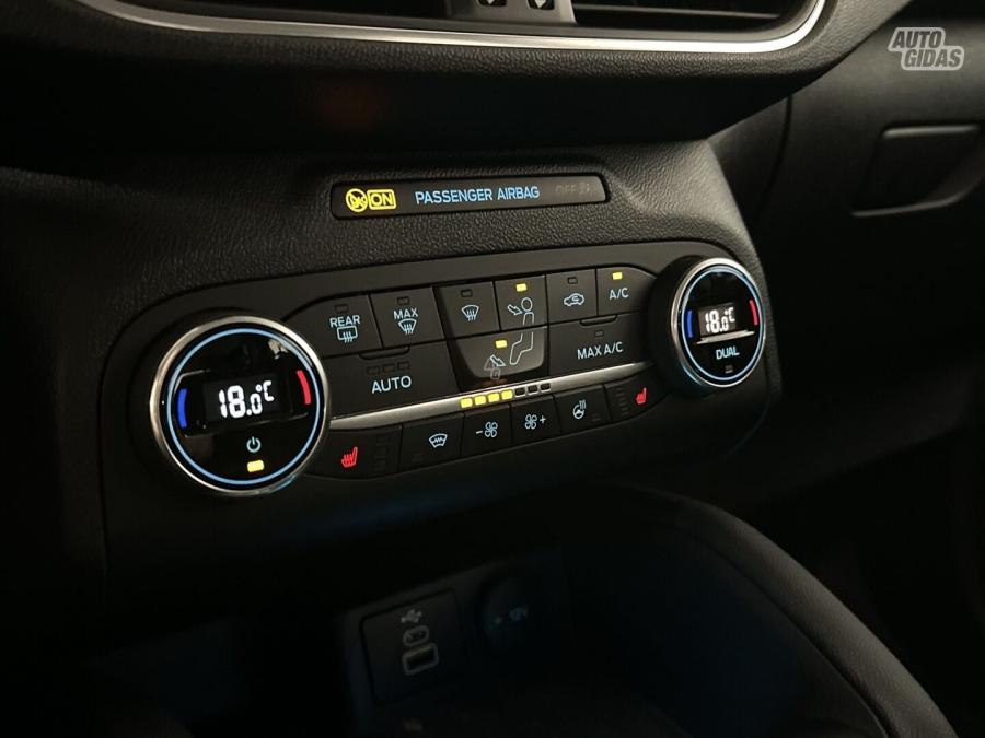 Black Ford Kuga 2023 in Vilnius, with an engine capacity of 1.50 L and mileage of 30 thousand km for 18990 €, photo 15 on AUTOMOTO.COM.LV