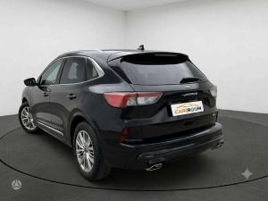 Black Ford Kuga 2023 in Vilnius, with an engine capacity of 2.49 L and mileage of 151 thousand km for 22700 €, photo 6 on AUTOMOTO.COM.LV