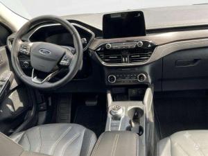 Black Ford Kuga 2023 in Vilnius, with an engine capacity of 2.49 L and mileage of 151 thousand km for 22700 €, photo 12 on AUTOMOTO.COM.LV