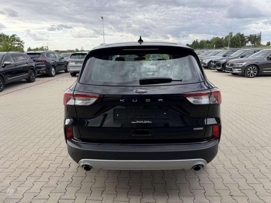 Black Ford Kuga 2023 in Siauliai, with an engine capacity of 2.50 L and mileage of 159 thousand km for 15718 €, photo 10 on AUTOMOTO.COM.LV
