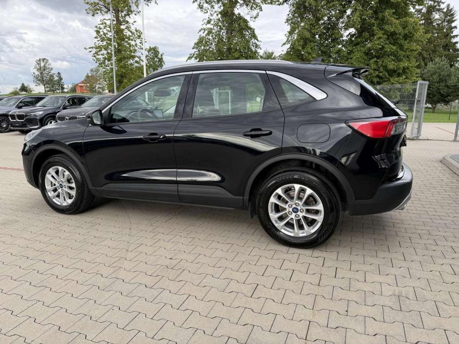 Black Ford Kuga 2023 in Siauliai, with an engine capacity of 2.50 L and mileage of 159 thousand km for 15718 €, photo 12 on AUTOMOTO.COM.LV