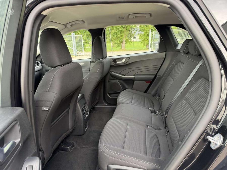 Black Ford Kuga 2023 in Siauliai, with an engine capacity of 2.50 L and mileage of 159 thousand km for 15718 €, photo 15 on AUTOMOTO.COM.LV