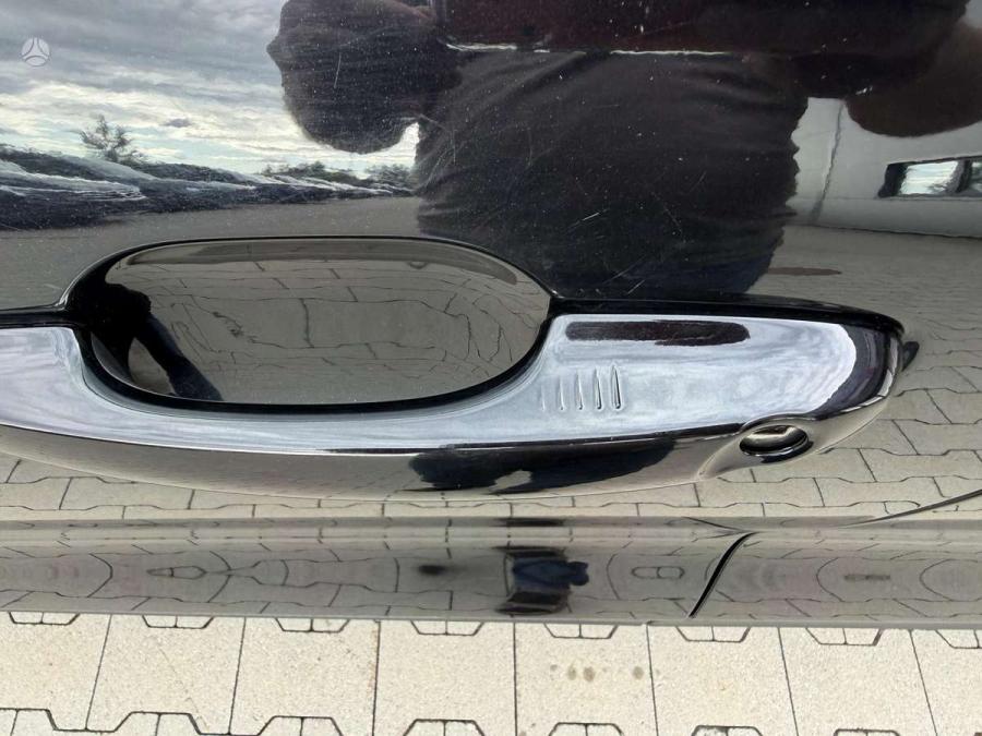 Black Ford Kuga 2023 in Siauliai, with an engine capacity of 2.50 L and mileage of 159 thousand km for 15718 €, photo 27 on AUTOMOTO.COM.LV