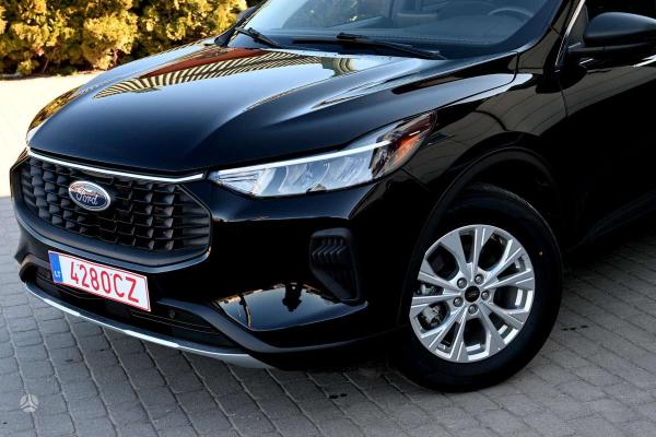 Melns Ford Kuga 2023 Kretinga, ar dzinēja tilpumu 1.50 L un nobraukumu 94 tūkst. km par 15799 €, foto 4 vietnē AUTOMOTO.COM.LV