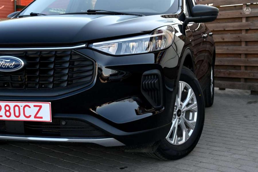 Melns Ford Kuga 2023 Kretinga, ar dzinēja tilpumu 1.50 L un nobraukumu 94 tūkst. km par 15799 €, foto 6 vietnē AUTOMOTO.COM.LV