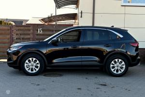 Melns Ford Kuga 2023 Kretinga, ar dzinēja tilpumu 1.50 L un nobraukumu 94 tūkst. km par 15799 €, foto 13 vietnē AUTOMOTO.COM.LV