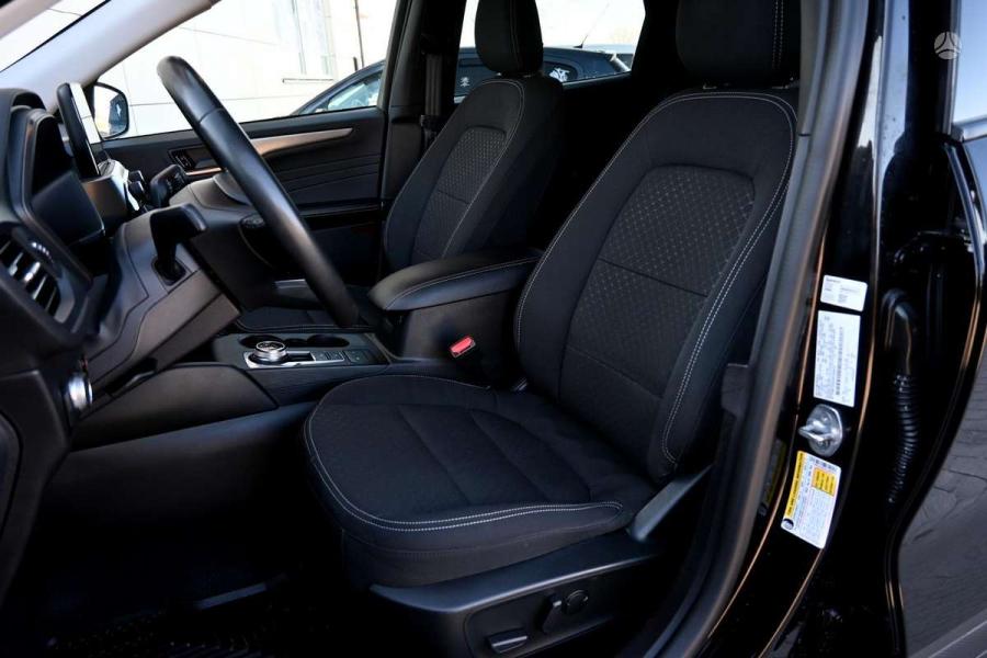 Melns Ford Kuga 2023 Kretinga, ar dzinēja tilpumu 1.50 L un nobraukumu 94 tūkst. km par 15799 €, foto 19 vietnē AUTOMOTO.COM.LV