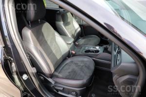 Black Ford Kuga 2023 in Tukums, with an engine capacity of 2.50 L and mileage of 145 thousand km for 17500 €, photo 11 on AUTOMOTO.COM.LV