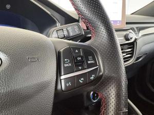 Black Ford Kuga 2023 in Vilnius, with an engine capacity of 2.49 L and mileage of 172 thousand km for 17900 €, photo 9 on AUTOMOTO.COM.LV