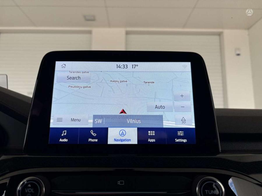 Black Ford Kuga 2023 in Vilnius, with an engine capacity of 2.49 L and mileage of 172 thousand km for 17900 €, photo 10 on AUTOMOTO.COM.LV