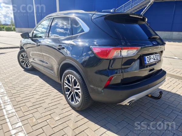 Melns Ford Kuga 2023 Rīga, ar dzinēja tilpumu 1.50 L un nobraukumu 121 tūkst. km par 16900 €, foto 3 vietnē AUTOMOTO.COM.LV