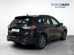 Black Ford Kuga 2023 in Vilnius, with an engine capacity of 2.50 L and mileage of 35 thousand km for 23500 €, photo 6 on AUTOMOTO.COM.LV