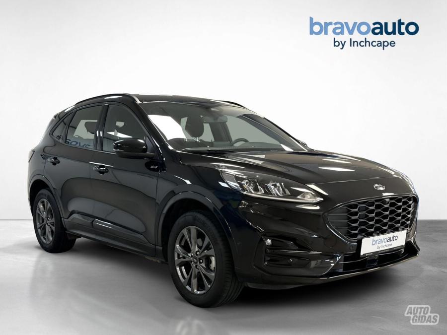 Black Ford Kuga 2023 in Vilnius, with an engine capacity of 2.50 L and mileage of 35 thousand km for 23500 €, photo 8 on AUTOMOTO.COM.LV