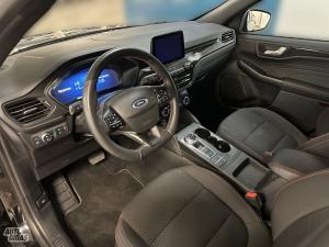 Black Ford Kuga 2023 in Vilnius, with an engine capacity of 2.50 L and mileage of 35 thousand km for 23500 €, photo 13 on AUTOMOTO.COM.LV