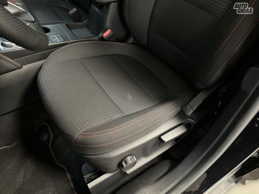 Black Ford Kuga 2023 in Vilnius, with an engine capacity of 2.50 L and mileage of 35 thousand km for 23500 €, photo 16 on AUTOMOTO.COM.LV