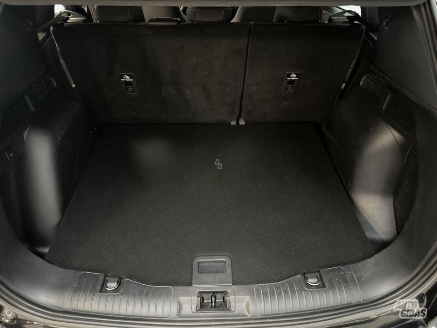 Black Ford Kuga 2023 in Vilnius, with an engine capacity of 2.50 L and mileage of 35 thousand km for 23500 €, photo 21 on AUTOMOTO.COM.LV