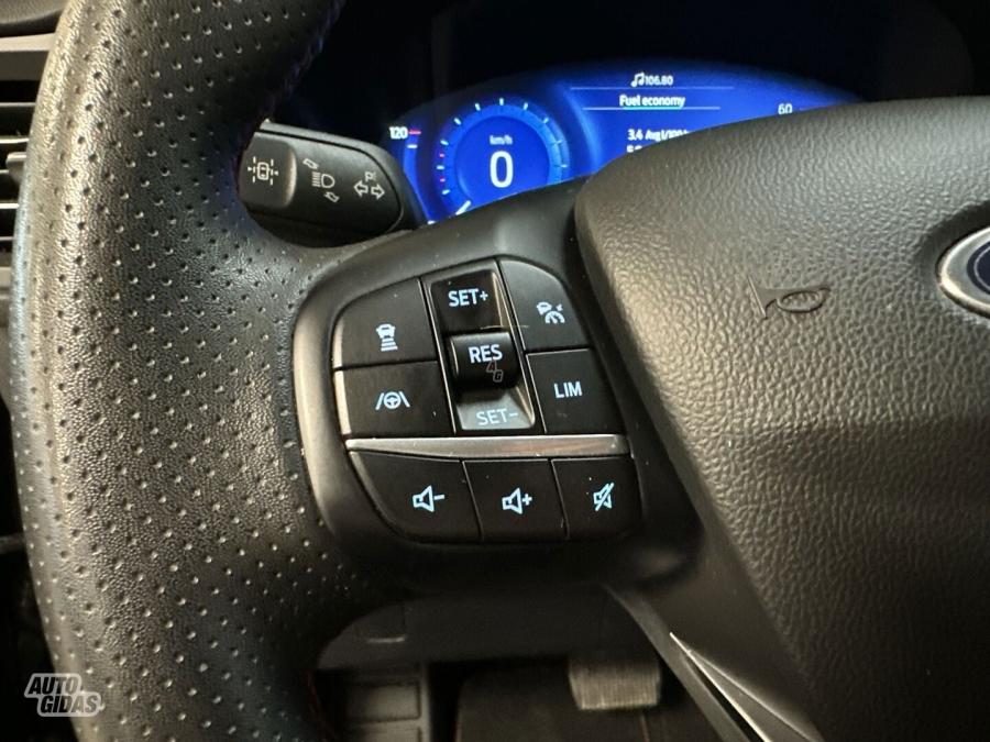Black Ford Kuga 2023 in Vilnius, with an engine capacity of 2.50 L and mileage of 35 thousand km for 23500 €, photo 26 on AUTOMOTO.COM.LV