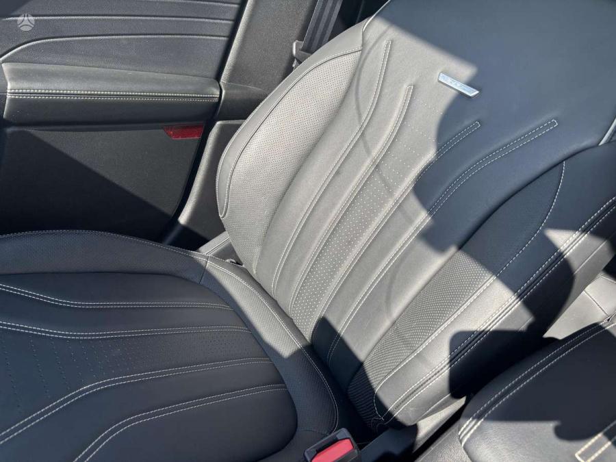 Melns Ford Kuga 2024 Marijampole, ar dzinēja tilpumu 2.49 L un nobraukumu 111 tūkst. km par 24400 €, foto 19 vietnē AUTOMOTO.COM.LV