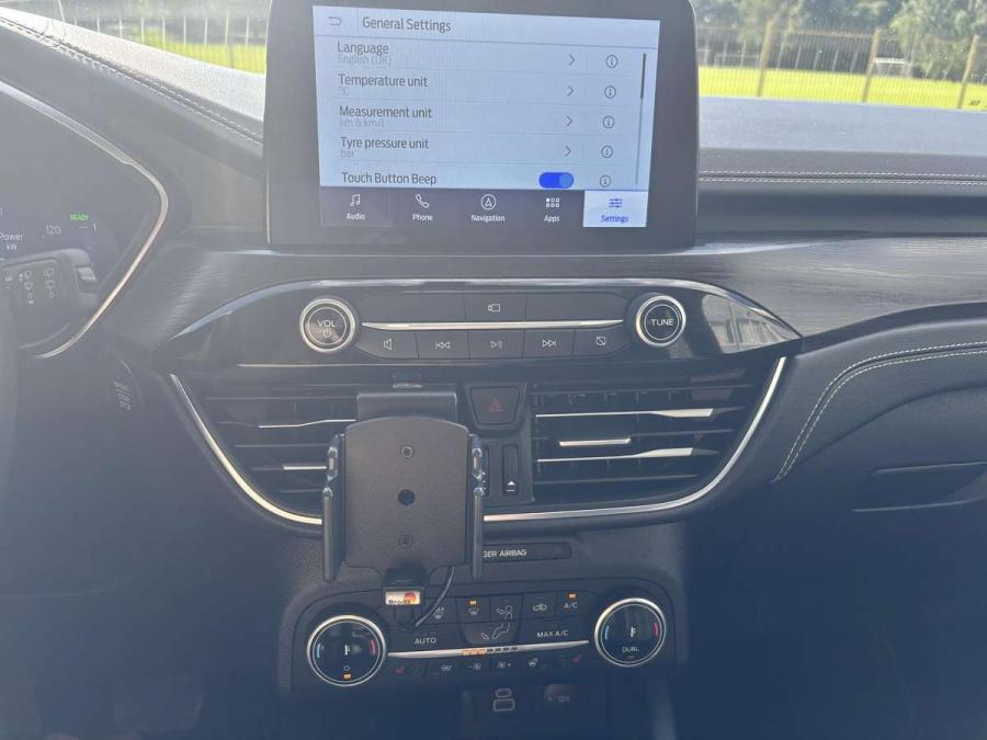 Melns Ford Kuga 2024 Marijampole, ar dzinēja tilpumu 2.49 L un nobraukumu 111 tūkst. km par 24400 €, foto 24 vietnē AUTOMOTO.COM.LV