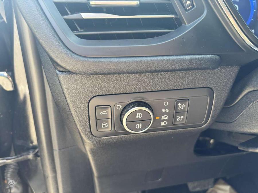 Melns Ford Kuga 2024 Marijampole, ar dzinēja tilpumu 2.49 L un nobraukumu 111 tūkst. km par 24400 €, foto 27 vietnē AUTOMOTO.COM.LV