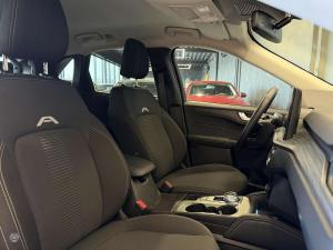 Melns Ford Kuga 2024 Kauņa, ar dzinēja tilpumu 2.49 L un nobraukumu 21 tūkst. km par 27490 €, foto 23 vietnē AUTOMOTO.COM.LV