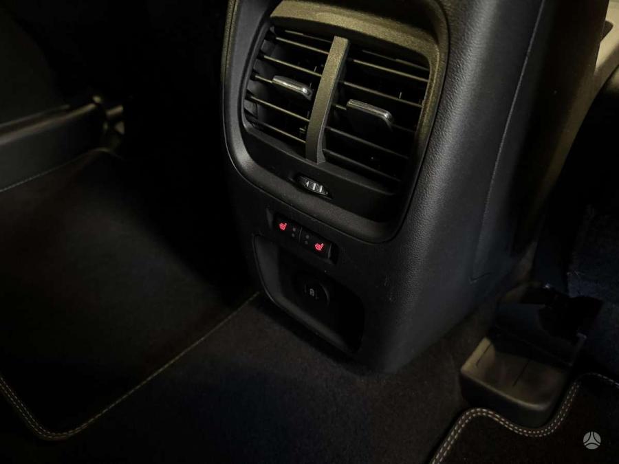 Melns Ford Kuga 2024 Kauņa, ar dzinēja tilpumu 2.49 L un nobraukumu 21 tūkst. km par 27490 €, foto 25 vietnē AUTOMOTO.COM.LV