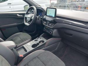 Black Ford Kuga 2024 in Vilnius, with an engine capacity of 2.49 L and mileage of 58 thousand km for 24444 €, photo 6 on AUTOMOTO.COM.LV