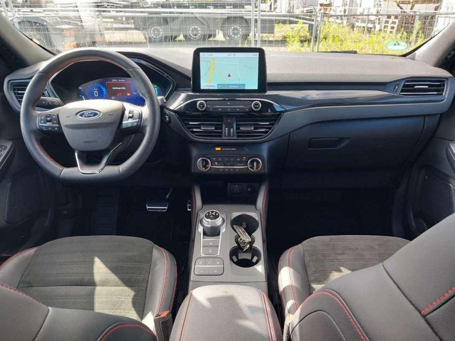 Black Ford Kuga 2024 in Vilnius, with an engine capacity of 2.49 L and mileage of 58 thousand km for 24444 €, photo 16 on AUTOMOTO.COM.LV